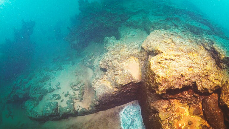 3000 Year-Old Castle Found in Lake in Turkey • CuriouStuff